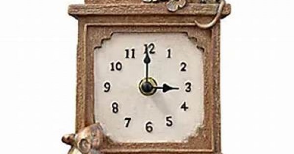 Living Room : Dunelm Resin Mice Clock, 18.8 cm Bark ( Batteries ...